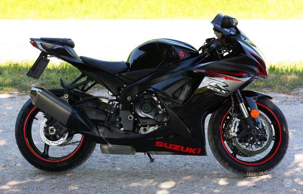 Black Suzuki GSX-R 2015 in Kretinga, with an engine capacity of 0.60 L and mileage of 25 thousand km for 6499 €, photo 1 on AUTOMOTO.COM.LV
