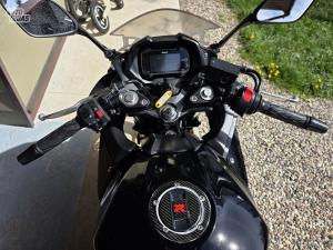Черный Сузуки GSX-R 2018 в Пасвалис, объемом двигателя 0.25 л и пробегом 18 тыс. км за 1849 €, фото 15 на AUTOMOTO.COM.LV
