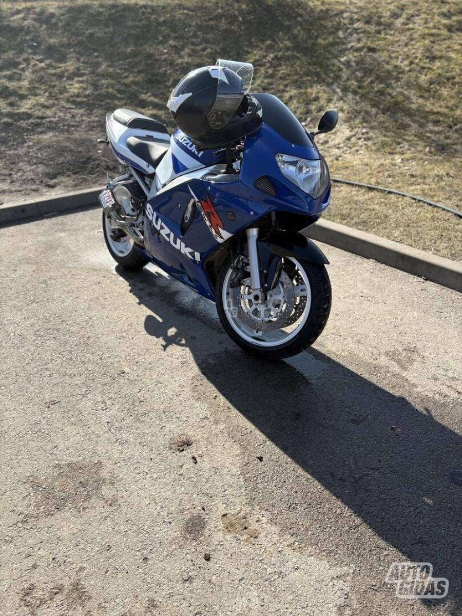 Blue Suzuki GSX-R 2002 in Alytus, with an engine capacity of 0.00 L and mileage of 9 thousand km for 2650 €, photo 1 on AUTOMOTO.COM.LV
