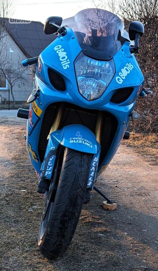 Zils Suzuki GSX-R 2003 Kauņa, ar dzinēja tilpumu 1.00 L un nobraukumu 0 tūkst. km par 3300 €, foto 3 vietnē AUTOMOTO.COM.LV