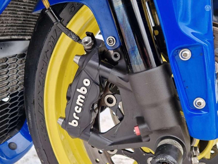 Синий Сузуки GSX-R 2006 в Вильнюс, объемом двигателя 1.00 л и пробегом 53 тыс. км за 3350 €, фото 7 на AUTOMOTO.COM.LV