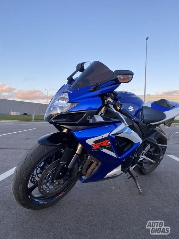 Синий Сузуки GSX-R 2006 в Клайпеда, объемом двигателя 0.60 л и пробегом 60 тыс. км за 3800 €, фото 6 на AUTOMOTO.COM.LV