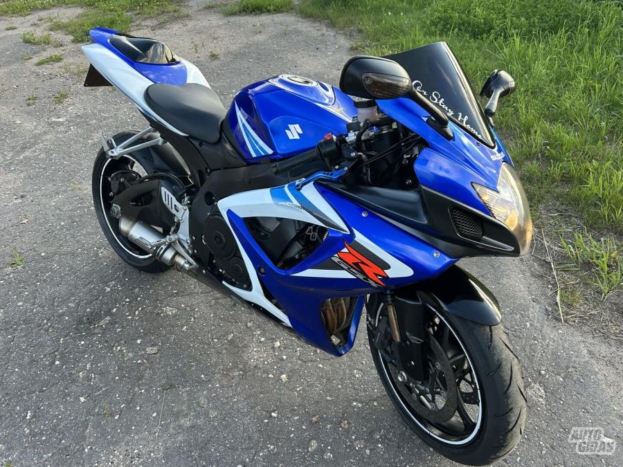 Blue Suzuki GSX-R 2006 in Utena, with an engine capacity of 0.75 L and mileage of 43 thousand km for 4399 €, photo 1 on AUTOMOTO.COM.LV