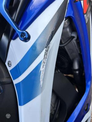 Blue Suzuki GSX-R 2006 in Utena, with an engine capacity of 0.75 L and mileage of 43 thousand km for 4399 €, photo 13 on AUTOMOTO.COM.LV