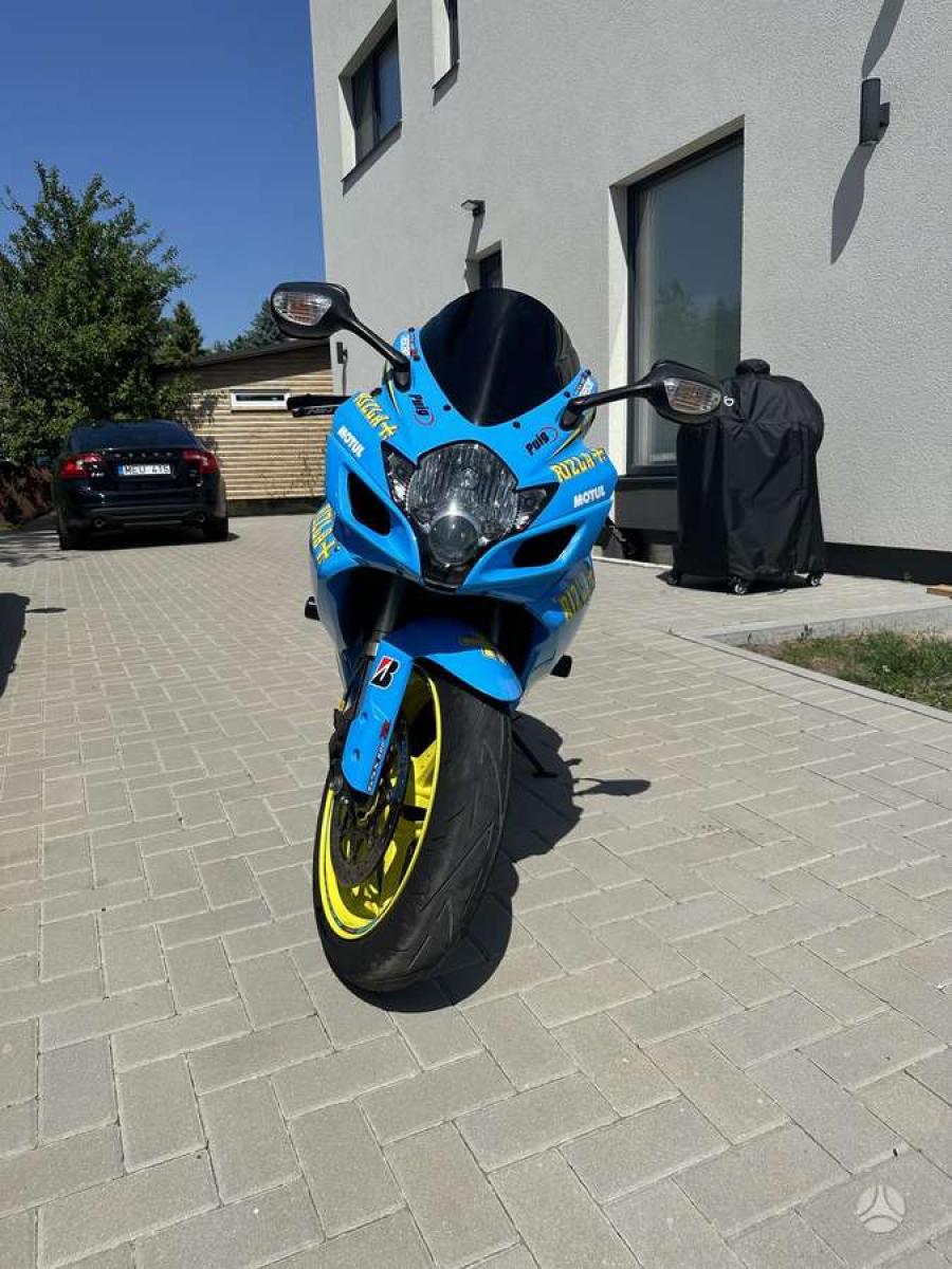 Blue Suzuki GSX-R 2007 in Kaunas, with an engine capacity of 0.60 L and mileage of 29 thousand km for 4600 €, photo 4 on AUTOMOTO.COM.LV