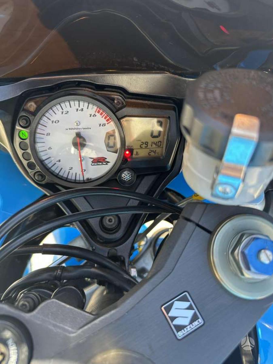 Blue Suzuki GSX-R 2007 in Kaunas, with an engine capacity of 0.60 L and mileage of 29 thousand km for 4600 €, photo 10 on AUTOMOTO.COM.LV