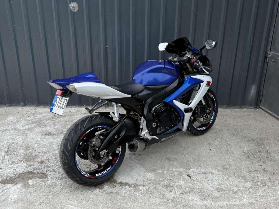 Синий Сузуки GSX-R 2007 в Клайпеда, объемом двигателя 0.60 л и пробегом 36 тыс. км за 4600 €, фото 6 на AUTOMOTO.COM.LV