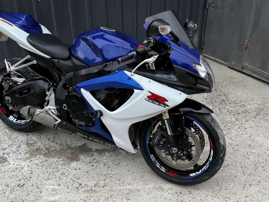 Синий Сузуки GSX-R 2007 в Клайпеда, объемом двигателя 0.60 л и пробегом 36 тыс. км за 4600 €, фото 8 на AUTOMOTO.COM.LV