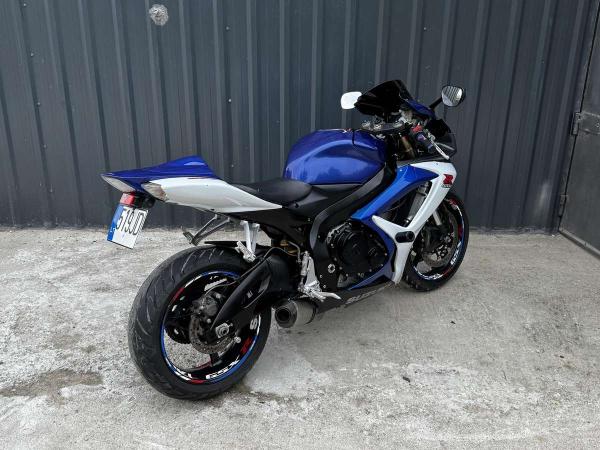 Blue Suzuki GSX-R 2007 in Klaipeda, with an engine capacity of 0.60 L and mileage of 36 thousand km for 4600 €, photo 10 on AUTOMOTO.COM.LV