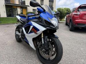 Zils Suzuki GSX-R 2007 Viļņa, ar dzinēja tilpumu 0.60 L un nobraukumu 32 tūkst. km par 4800 €, foto 5 vietnē AUTOMOTO.COM.LV