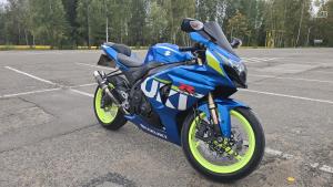 Zils Suzuki GSX-R 2009 Elektrėnai, ar dzinēja tilpumu 1.00 L un nobraukumu 54 tūkst. km par 5799 €, foto  vietnē AUTOMOTO.COM.LV