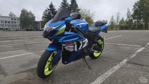 Zils Suzuki GSX-R 2009 Elektrėnai, ar dzinēja tilpumu 1.00 L un nobraukumu 54 tūkst. km par 5799 €, foto 3 vietnē AUTOMOTO.COM.LV