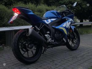 Blue Suzuki GSX-R 2018 in Vilnius, with an engine capacity of 0.13 L and mileage of 18 thousand km for 2000 €, photo 3 on AUTOMOTO.COM.LV