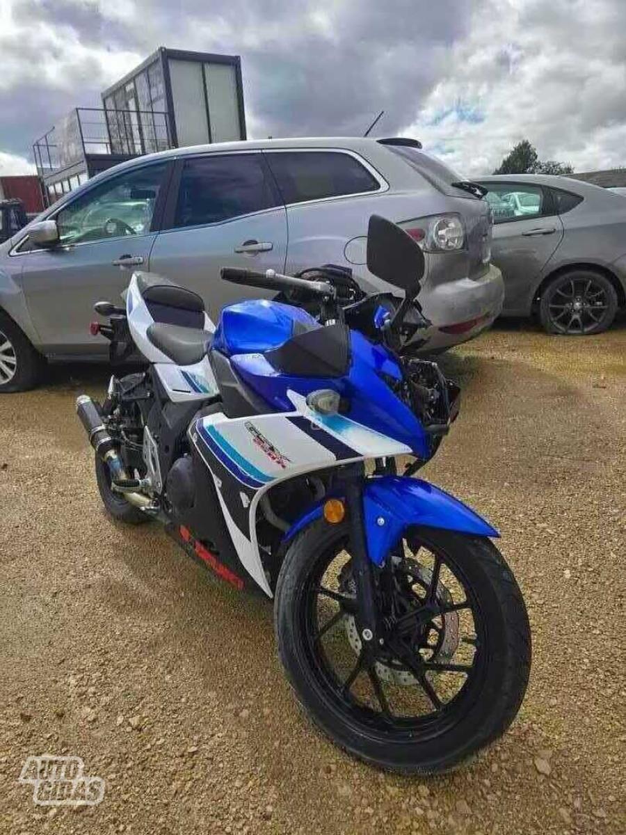 Zils Suzuki GSX-R 2019 Šauļi, ar dzinēja tilpumu 0.25 L un nobraukumu 0 tūkst. km par 1250 €, foto 1 vietnē AUTOMOTO.COM.LV