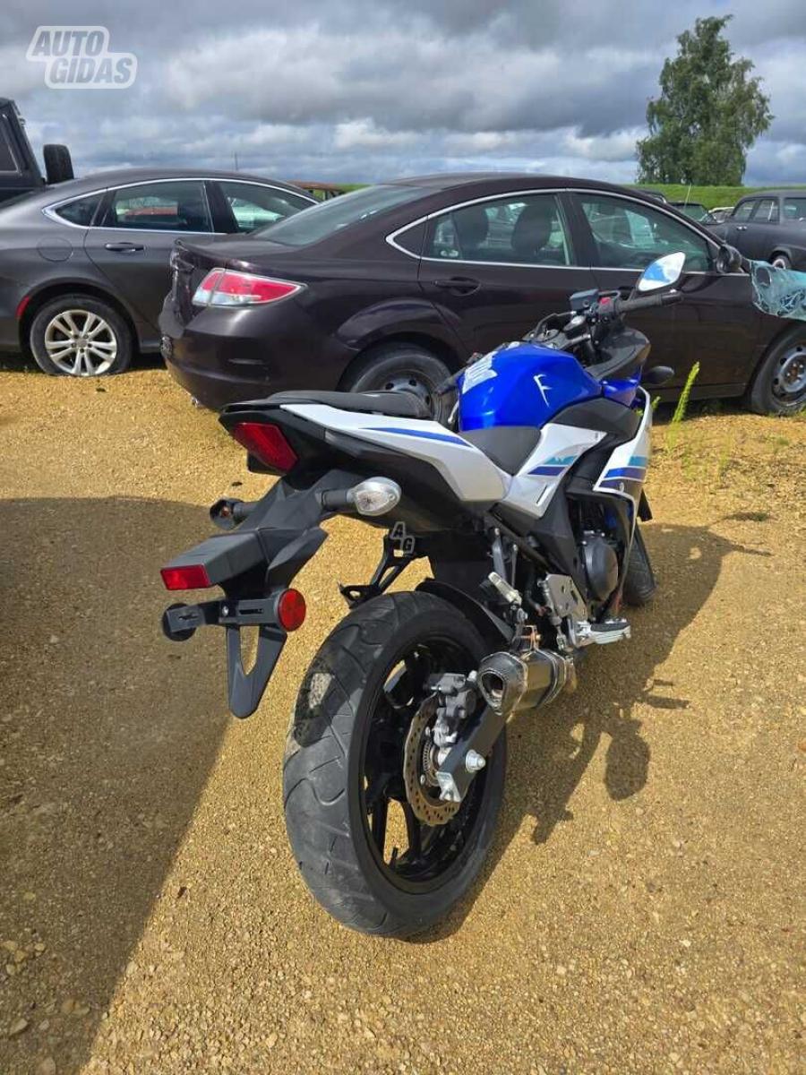Zils Suzuki GSX-R 2019 Šauļi, ar dzinēja tilpumu 0.25 L un nobraukumu 0 tūkst. km par 1250 €, foto 3 vietnē AUTOMOTO.COM.LV