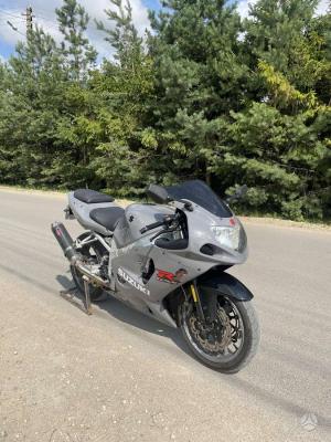 Pelēks Suzuki GSX-R 2003 Vilkaviškis, ar dzinēja tilpumu 0.60 L un nobraukumu 69 tūkst. km par 2500 €, foto 3 vietnē AUTOMOTO.COM.LV