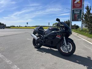 Suzuki GSX-R 1997 in Klaipeda, with an engine capacity of 0.60 L and mileage of 56 thousand km for 1650 €, photo 3 on AUTOMOTO.COM.LV