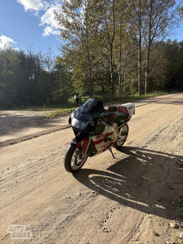 Suzuki GSX-R 1998 Šilalė, ar dzinēja tilpumu 0.60 L un nobraukumu 0 tūkst. km par 850 €, foto 4 vietnē AUTOMOTO.COM.LV