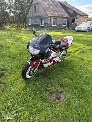 Suzuki GSX-R 1998 Šilalė, ar dzinēja tilpumu 0.60 L un nobraukumu 0 tūkst. km par 850 €, foto 7 vietnē AUTOMOTO.COM.LV