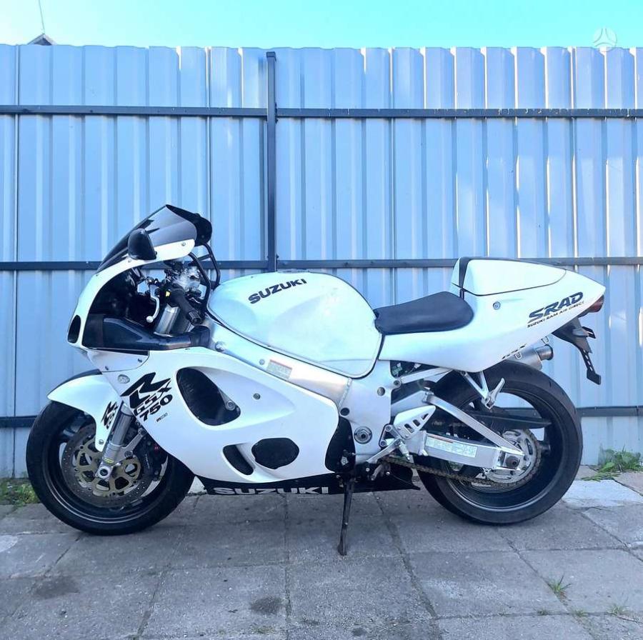 Suzuki GSX-R 2000 in Alytus, with an engine capacity of 0.75 L and mileage of 5 thousand km for 990 €, photo 6 on AUTOMOTO.COM.LV