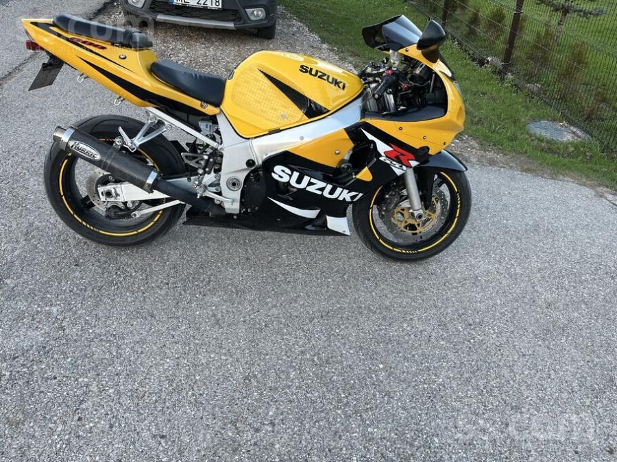 Сузуки GSX-R 2001 в Мадона, объемом двигателя 0.60 л и пробегом 0 тыс. км за 1350 €, фото 4 на AUTOMOTO.COM.LV