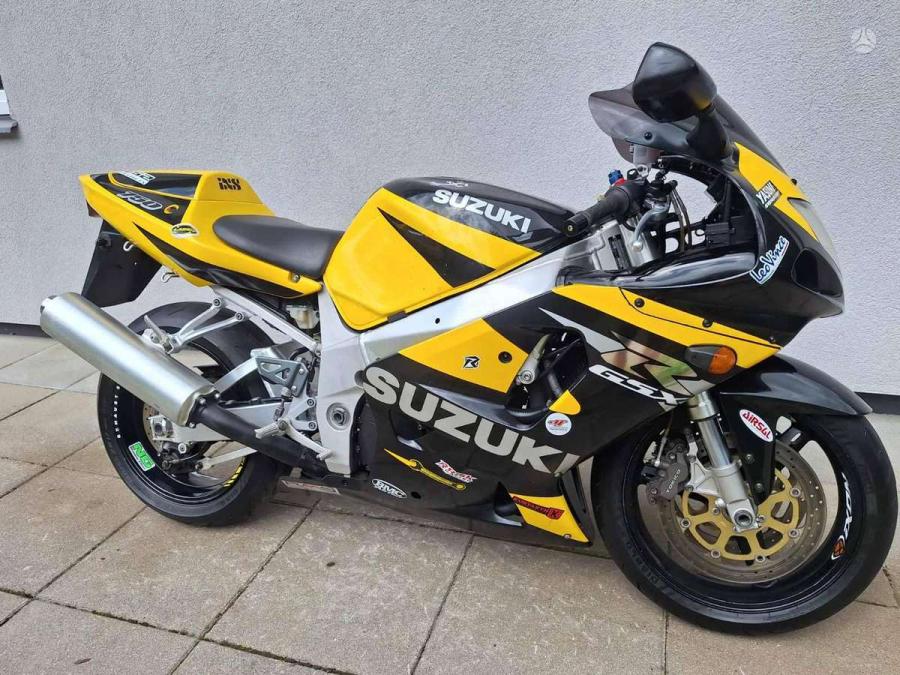 Suzuki GSX-R 2001 Prienai, ar dzinēja tilpumu 0.75 L un nobraukumu 26 tūkst. km par 3050 €, foto 19 vietnē AUTOMOTO.COM.LV