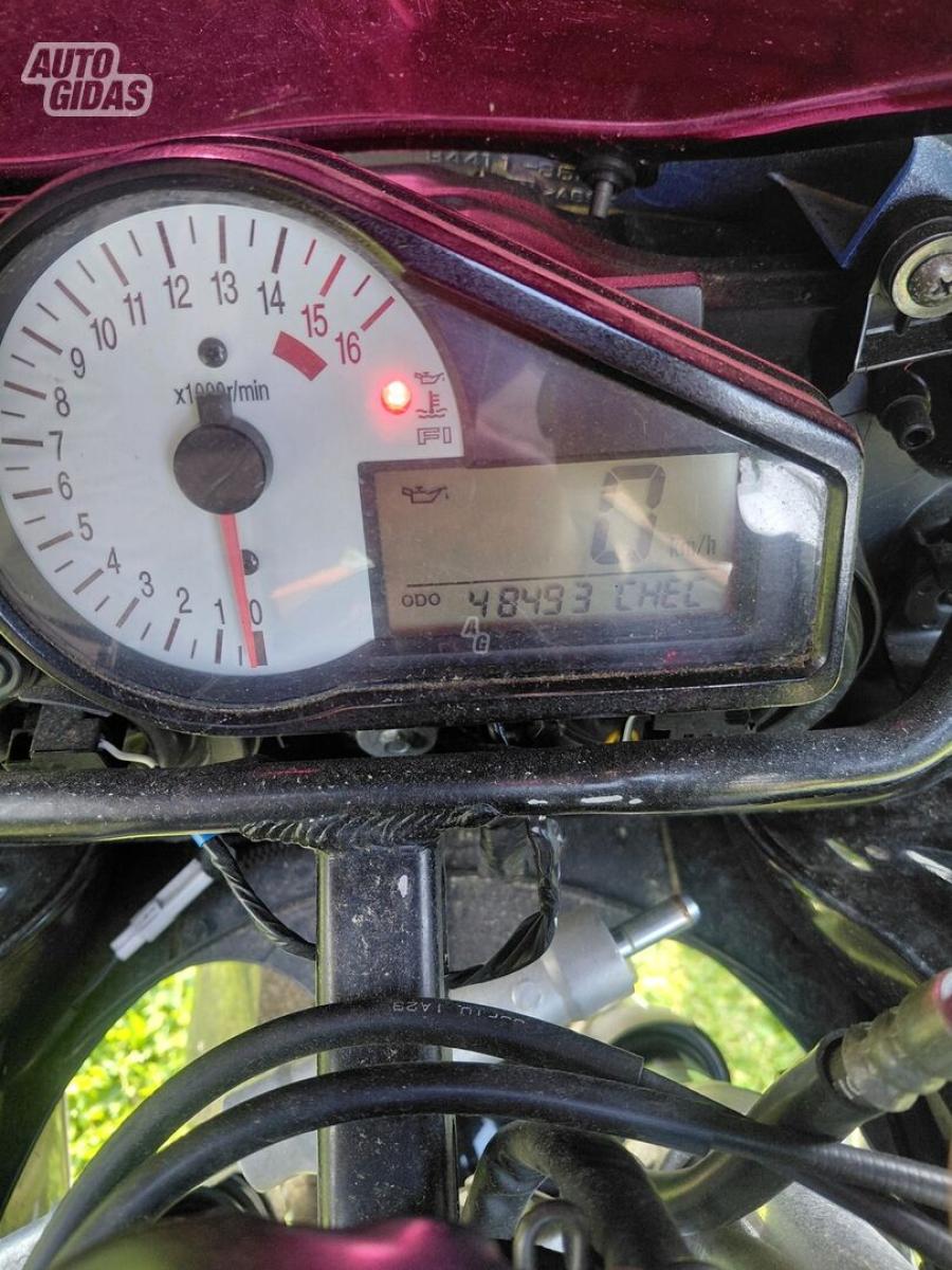 Suzuki GSX-R 2001 in Vilnius, with an engine capacity of 0.00 L and mileage of 0 thousand km for 2800 €, photo 5 on AUTOMOTO.COM.LV