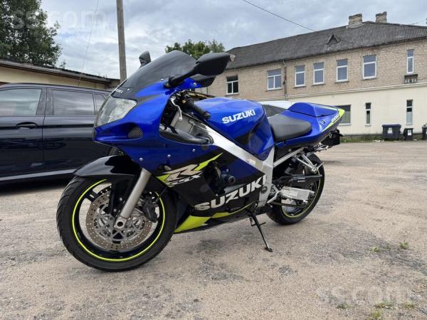 Suzuki GSX-R 2001 in Daugavpils, with an engine capacity of 0.60 L and mileage of 0 thousand km for 2500 €, photo 2 on AUTOMOTO.COM.LV