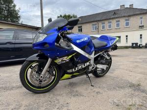 Suzuki GSX-R 2001 in Daugavpils, with an engine capacity of 0.60 L and mileage of 0 thousand km for 2500 €, photo 3 on AUTOMOTO.COM.LV