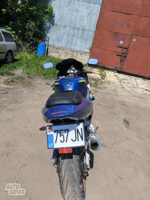 Suzuki GSX-R 2002 in Pakruojis, with an engine capacity of 0.60 L and mileage of 51 thousand km for 2200 €, photo 4 on AUTOMOTO.COM.LV