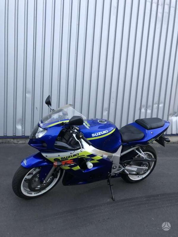 Suzuki GSX-R 2002 Marijampole, ar dzinēja tilpumu 0.60 L un nobraukumu 50 tūkst. km par 2222 €, foto 4 vietnē AUTOMOTO.COM.LV