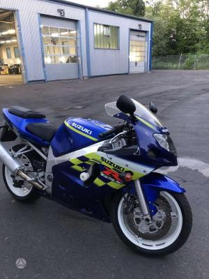 Suzuki GSX-R 2002 in Marijampole, with an engine capacity of 0.60 L and mileage of 50 thousand km for 2222 €, photo 8 on AUTOMOTO.COM.LV