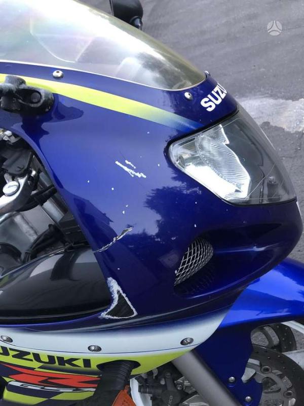 Suzuki GSX-R 2002 Marijampole, ar dzinēja tilpumu 0.60 L un nobraukumu 50 tūkst. km par 2222 €, foto 8 vietnē AUTOMOTO.COM.LV