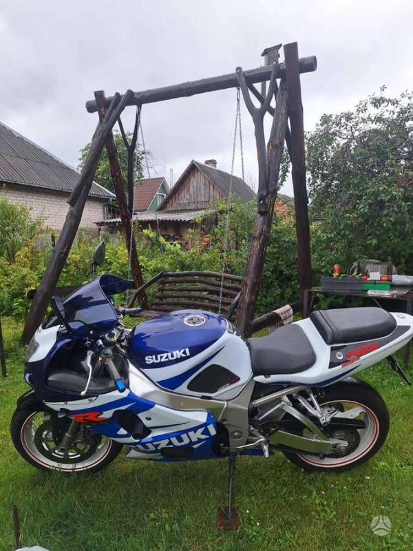 Сузуки GSX-R 2002 в Вильнюс, объемом двигателя 0.00 л и пробегом 63 тыс. км за 3500 €, фото 3 на AUTOMOTO.COM.LV
