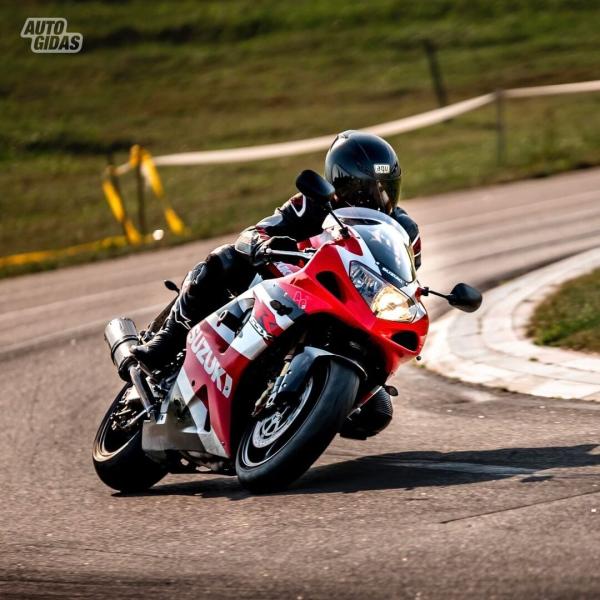Suzuki GSX-R 2003 in Alytus, with an engine capacity of 0.00 L and mileage of 0 thousand km for 3100 €, photo 2 on AUTOMOTO.COM.LV