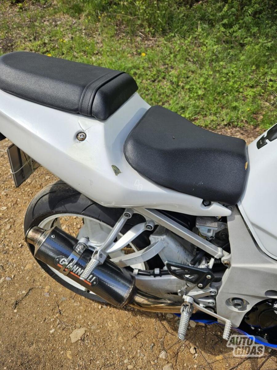 Сузуки GSX-R 2003 в Вильнюс, объемом двигателя 0.00 л и пробегом 0 тыс. км за 2350 €, фото 7 на AUTOMOTO.COM.LV