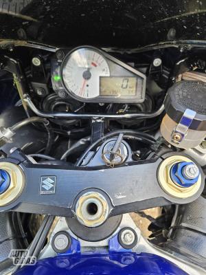 Сузуки GSX-R 2003 в Вильнюс, объемом двигателя 0.00 л и пробегом 0 тыс. км за 2350 €, фото 10 на AUTOMOTO.COM.LV