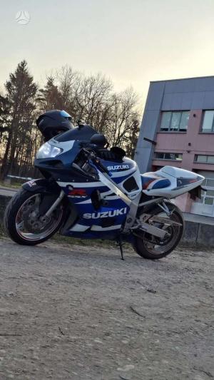 Suzuki GSX-R 2003 in Vilnius, with an engine capacity of 0.60 L and mileage of 70 thousand km for 2100 €, photo  on AUTOMOTO.COM.LV