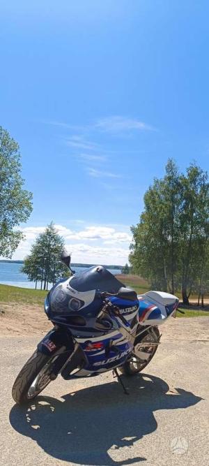 Suzuki GSX-R 2003 in Vilnius, with an engine capacity of 0.60 L and mileage of 70 thousand km for 2100 €, photo 4 on AUTOMOTO.COM.LV