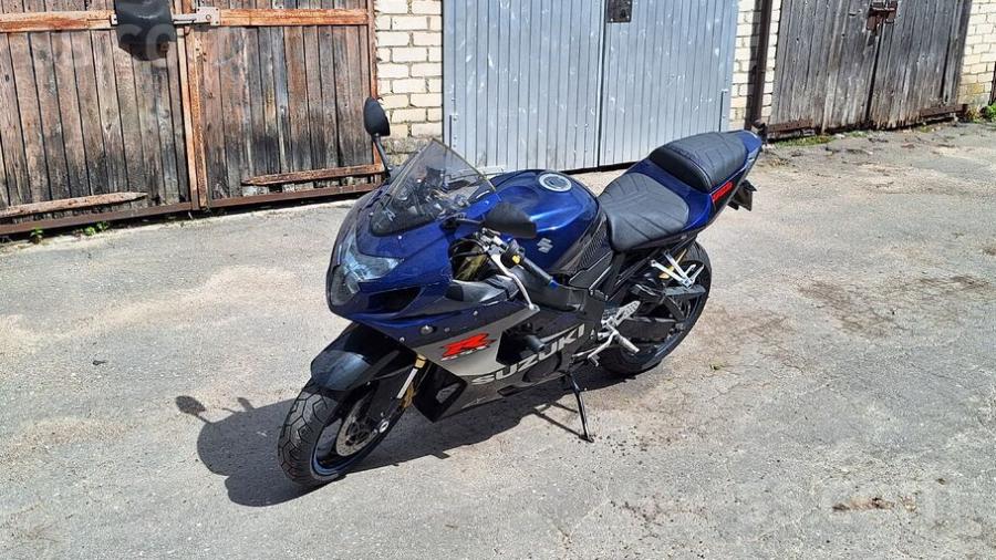 Suzuki GSX-R 2005 in Bauska, with an engine capacity of 0.75 L and mileage of 0 thousand km for 3850 €, photo 1 on AUTOMOTO.COM.LV