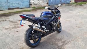 Suzuki GSX-R 2005 in Bauska, with an engine capacity of 0.75 L and mileage of 0 thousand km for 3850 €, photo 4 on AUTOMOTO.COM.LV