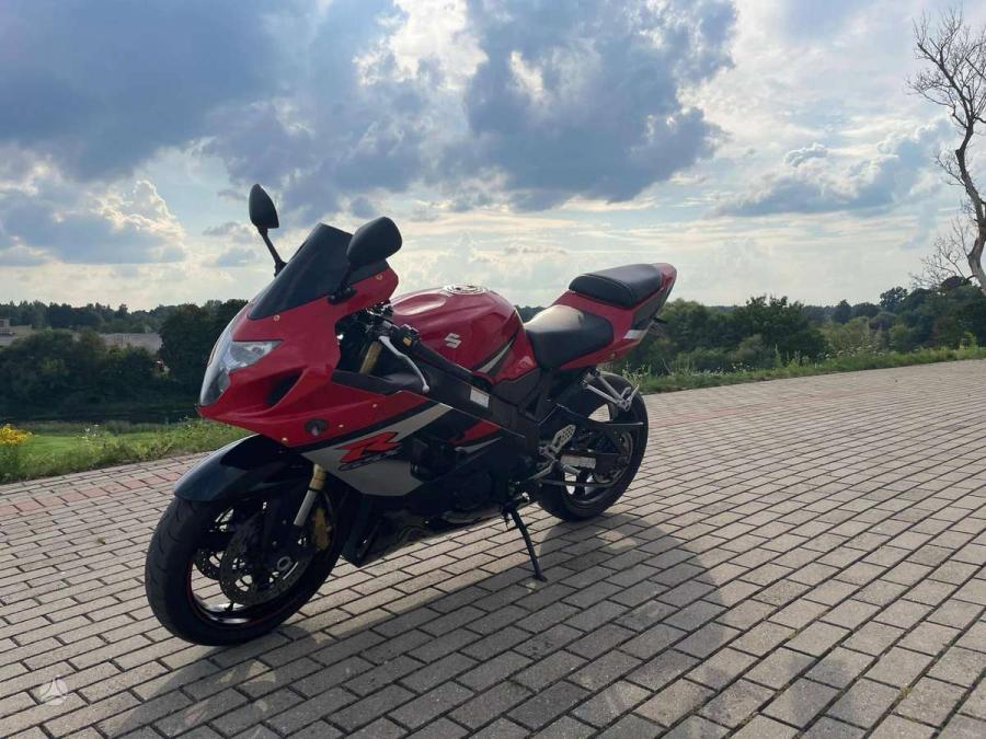 Сузуки GSX-R 2005 в Мажейкяй, объемом двигателя 0.60 л и пробегом 58 тыс. км за 3200 €, фото 3 на AUTOMOTO.COM.LV