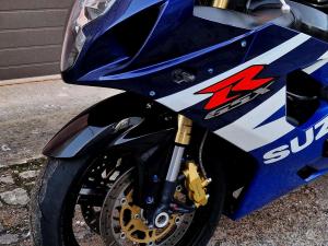 Suzuki GSX-R 2005 Viļņa, ar dzinēja tilpumu 0.60 L un nobraukumu 39 tūkst. km par 3790 €, foto 12 vietnē AUTOMOTO.COM.LV