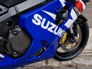 Suzuki GSX-R 2005 Viļņa, ar dzinēja tilpumu 0.60 L un nobraukumu 39 tūkst. km par 3790 €, foto 13 vietnē AUTOMOTO.COM.LV