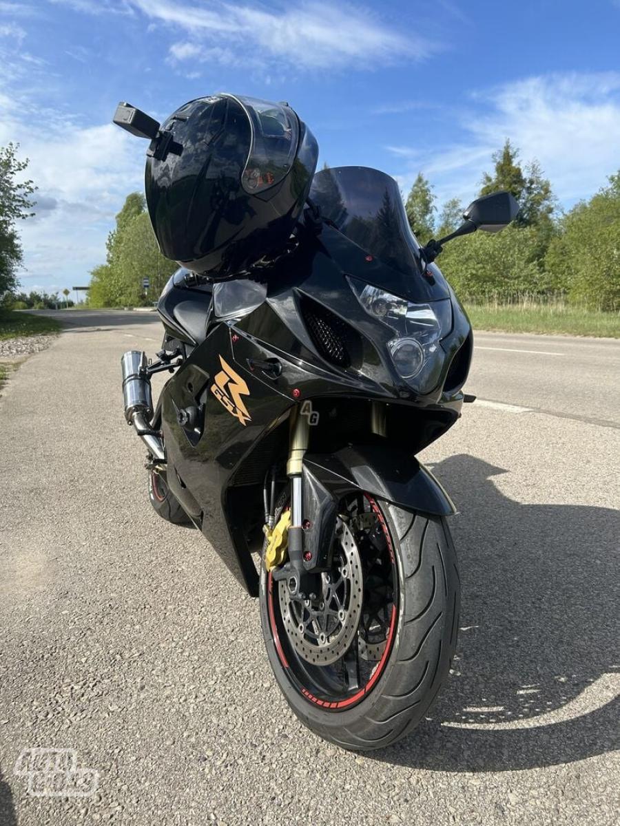 Suzuki GSX-R 2005 in Prienai, with an engine capacity of 0.60 L and mileage of 21 thousand km for 3700 €, photo 6 on AUTOMOTO.COM.LV