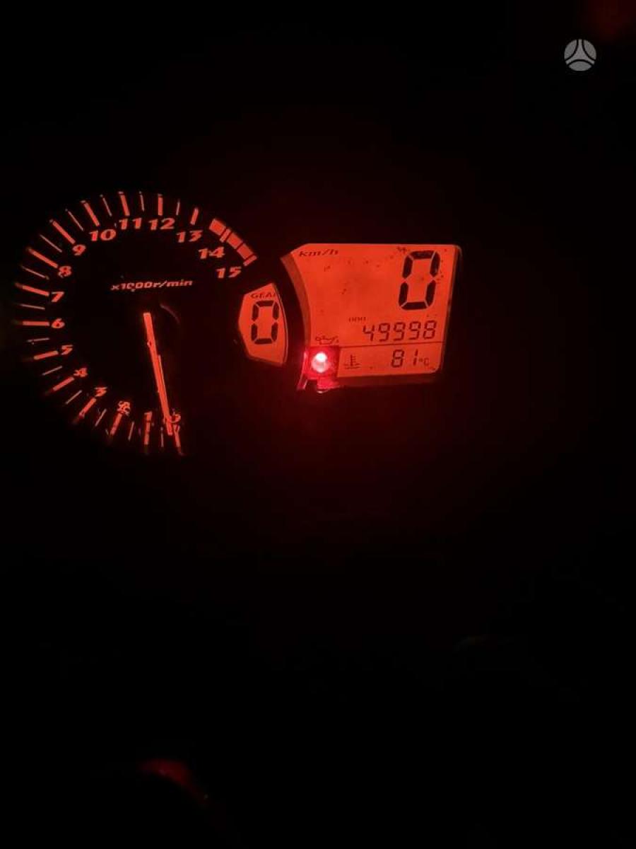 Suzuki GSX-R 2005 Kauņa, ar dzinēja tilpumu 1.00 L un nobraukumu 50 tūkst. km par 4300 €, foto 8 vietnē AUTOMOTO.COM.LV