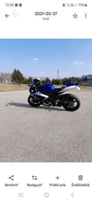 Suzuki GSX-R 2006 Ukmergė, ar dzinēja tilpumu 0.60 L un nobraukumu 40 tūkst. km par 3000 €, foto  vietnē AUTOMOTO.COM.LV