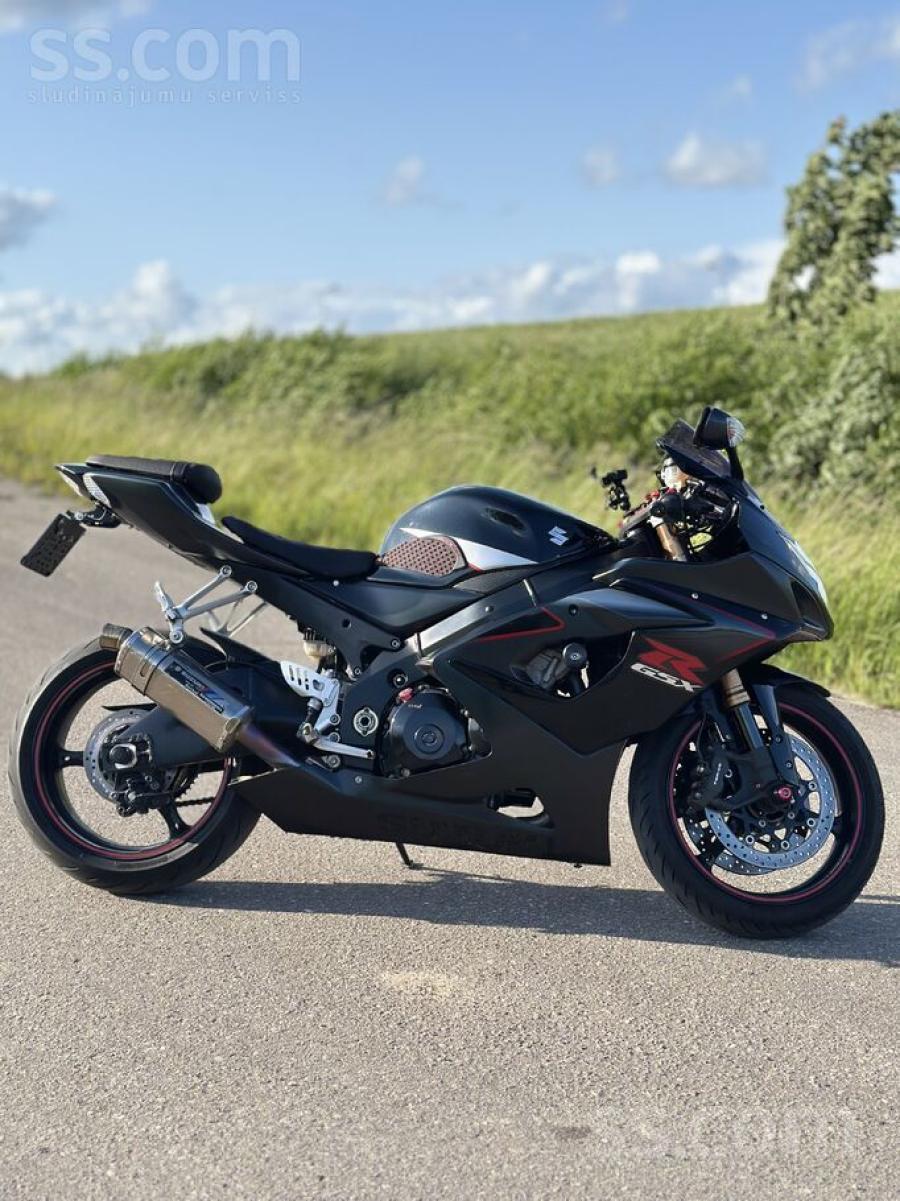 Сузуки GSX-R 2006 в Лудза, объемом двигателя 1.00 л и пробегом 0 тыс. км за 5250 €, фото 6 на AUTOMOTO.COM.LV