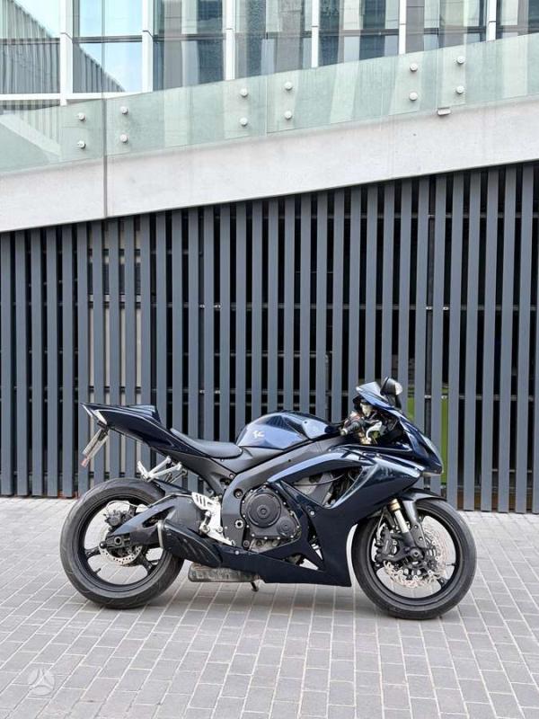 Suzuki GSX-R 2006 in Vilnius, with an engine capacity of 0.60 L and mileage of 70 thousand km for 4000 €, photo 2 on AUTOMOTO.COM.LV