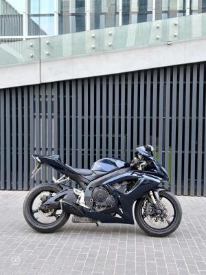 Suzuki GSX-R 2006 in Vilnius, with an engine capacity of 0.60 L and mileage of 70 thousand km for 4000 €, photo 3 on AUTOMOTO.COM.LV